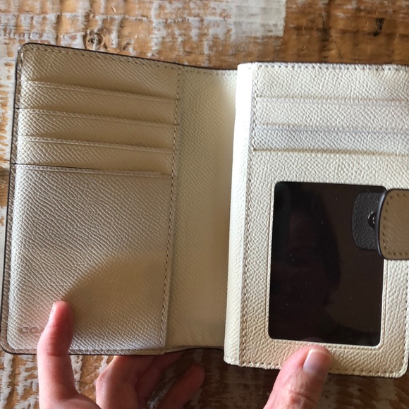 Coach | Bags | Coach Cream Wallet | Poshmark